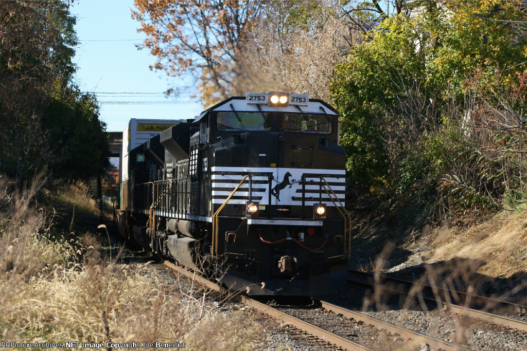 NS 2753 on 20R